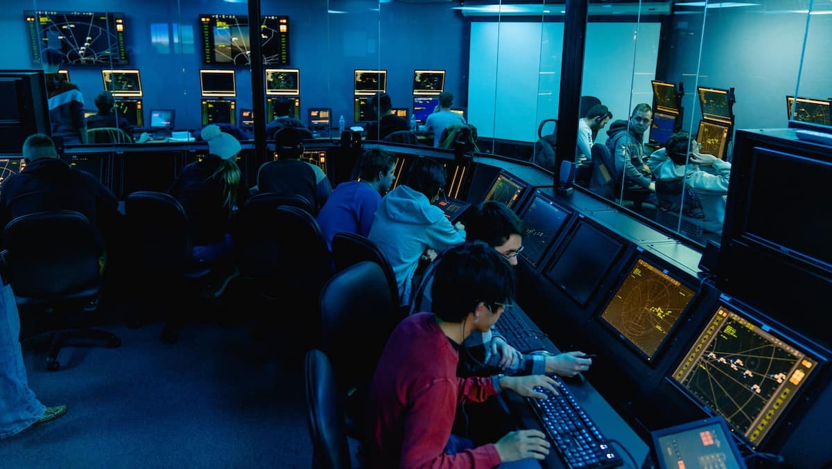 Air Traffic Control Laboratory | Embry-Riddle Aeronautical University ...